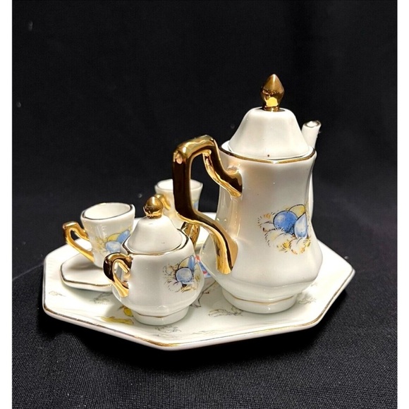 Peter Rabbit | Accents | Nib Peter Rabbit Beatrix Potter Jemima Puddle ...